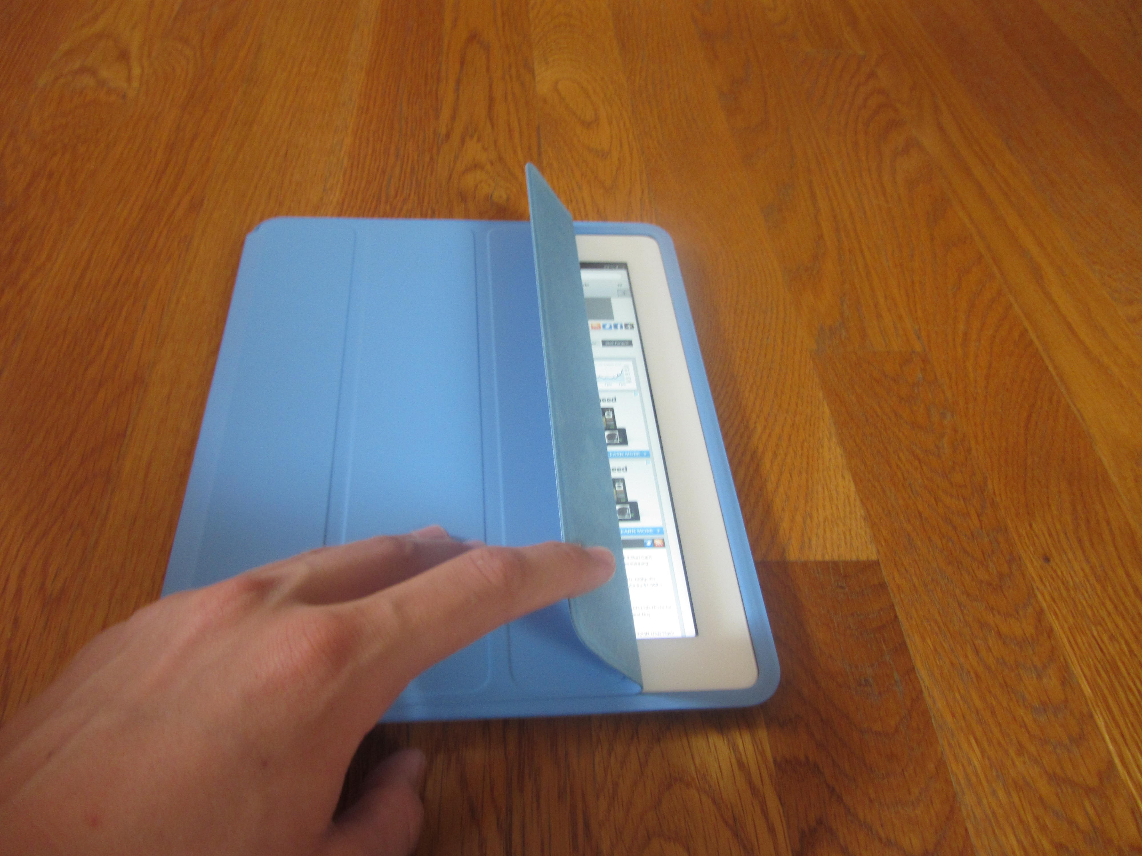 Review: Smart Case for iPad [Video] - 9to5Mac