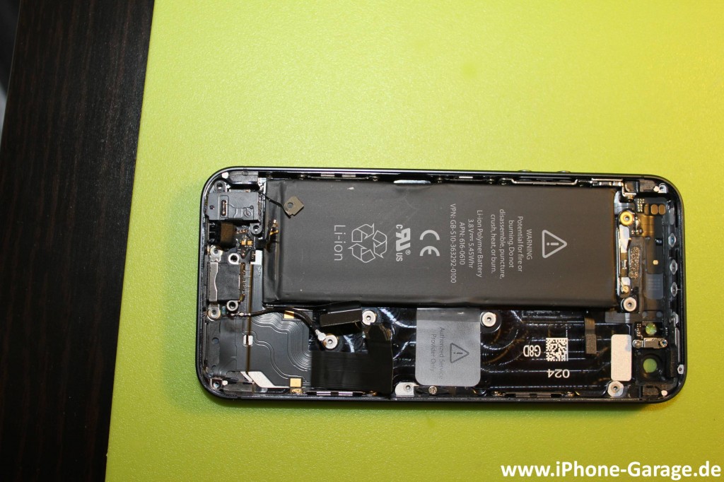 First teardown gives us a look inside iPhone 5 [Gallery] - 9to5Mac