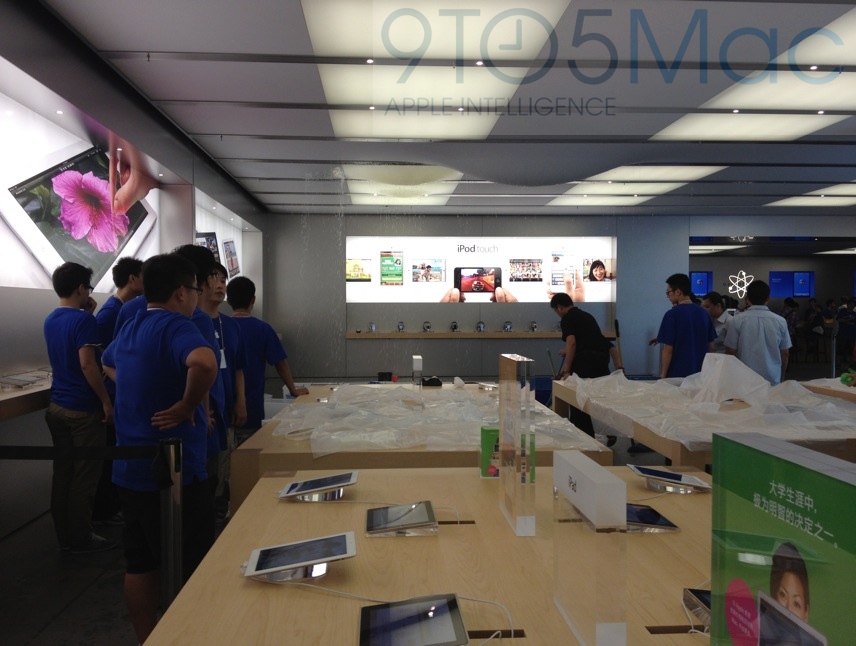 Iconic Shanghai Apple Store floods, temporarily closes - 9to5Mac