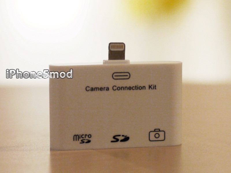 3-in-1 Lightning Camera Connection Kit enables photo importing via USB ...
