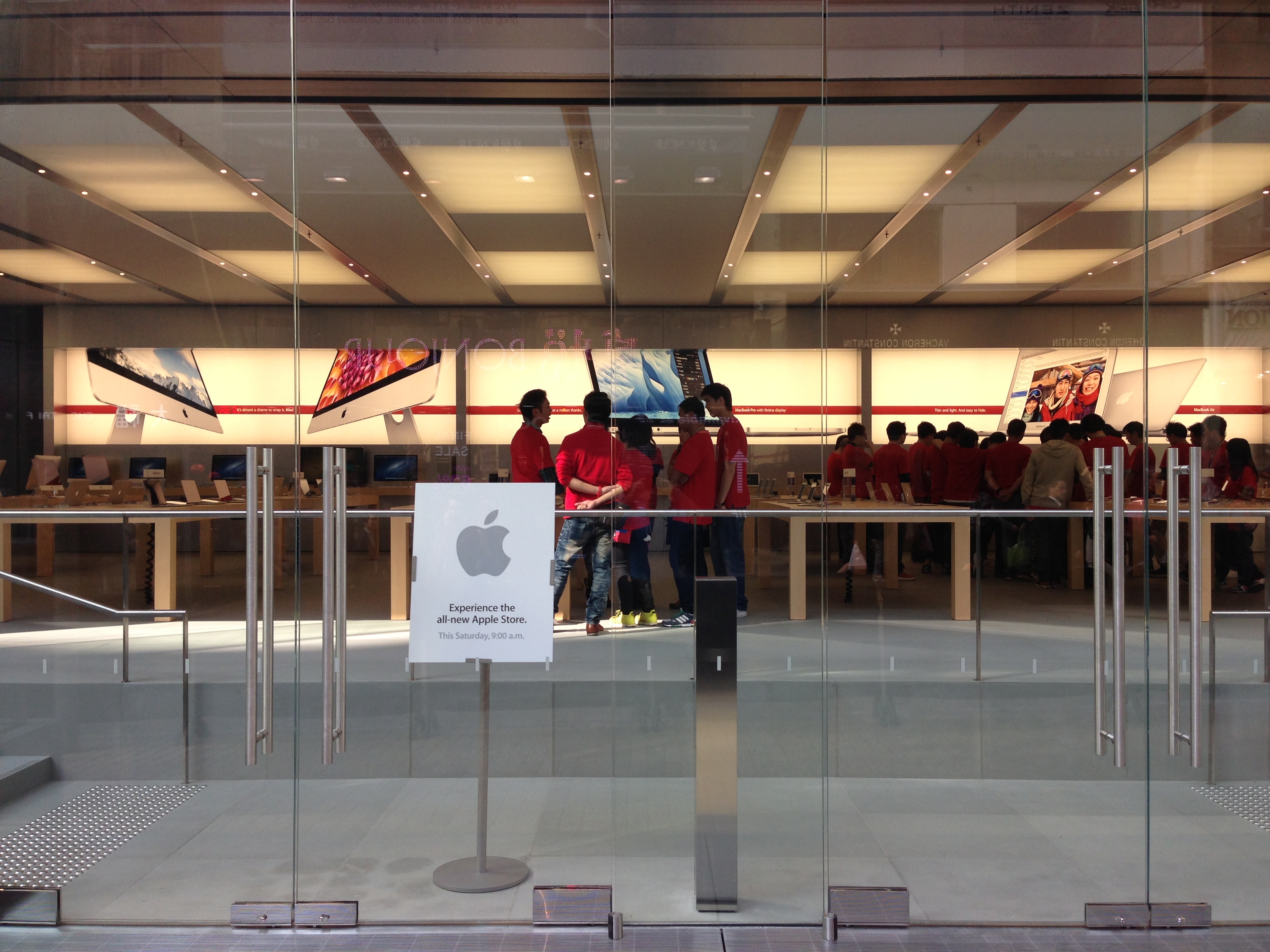 Tons of images of Apple's new Hysan Place Hong Kong flagship store ...