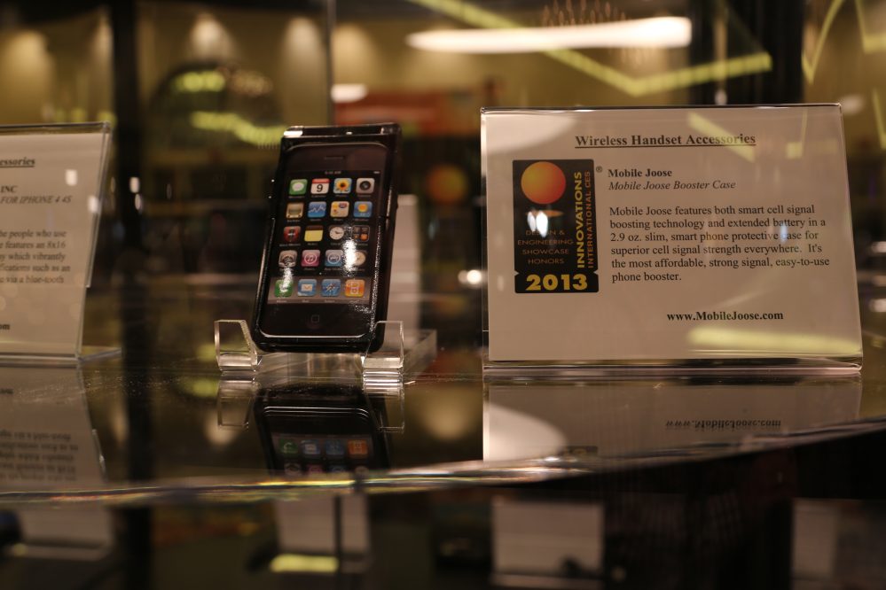 Best of CES iOS device accessories [Gallery] - 9to5Mac