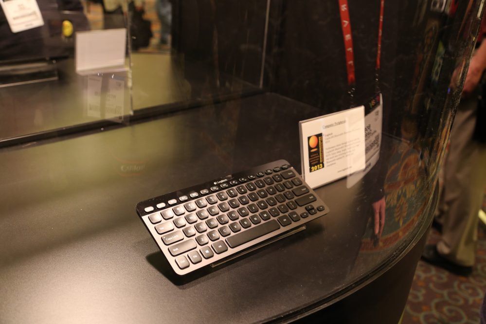 Best of CES iOS device accessories [Gallery] - 9to5Mac