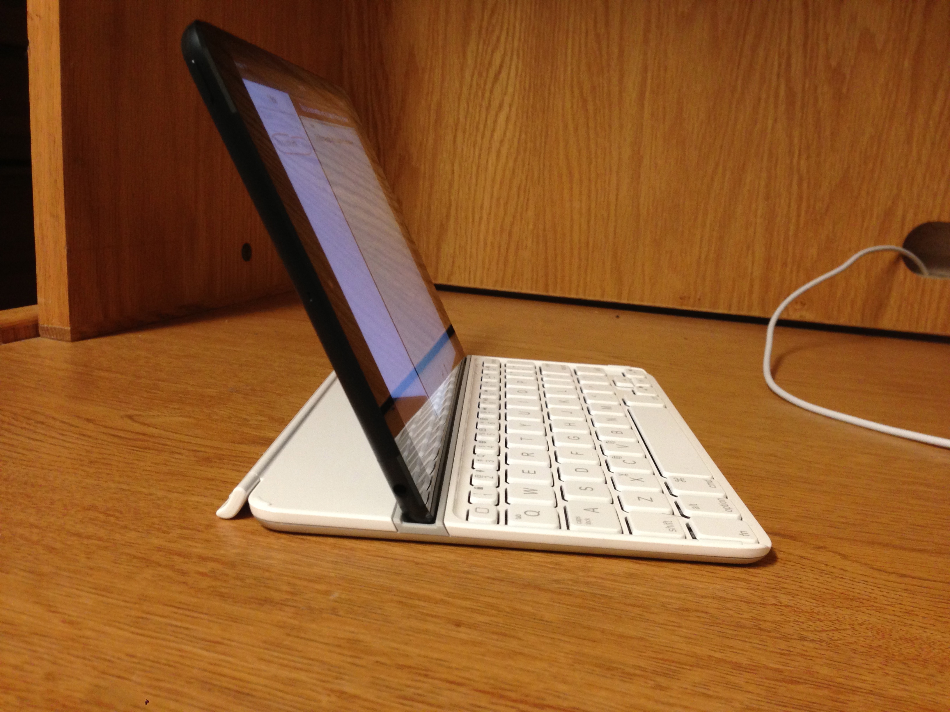 Review: Logitech's Ultrathin Keyboard for iPad mini is like a Smart ...