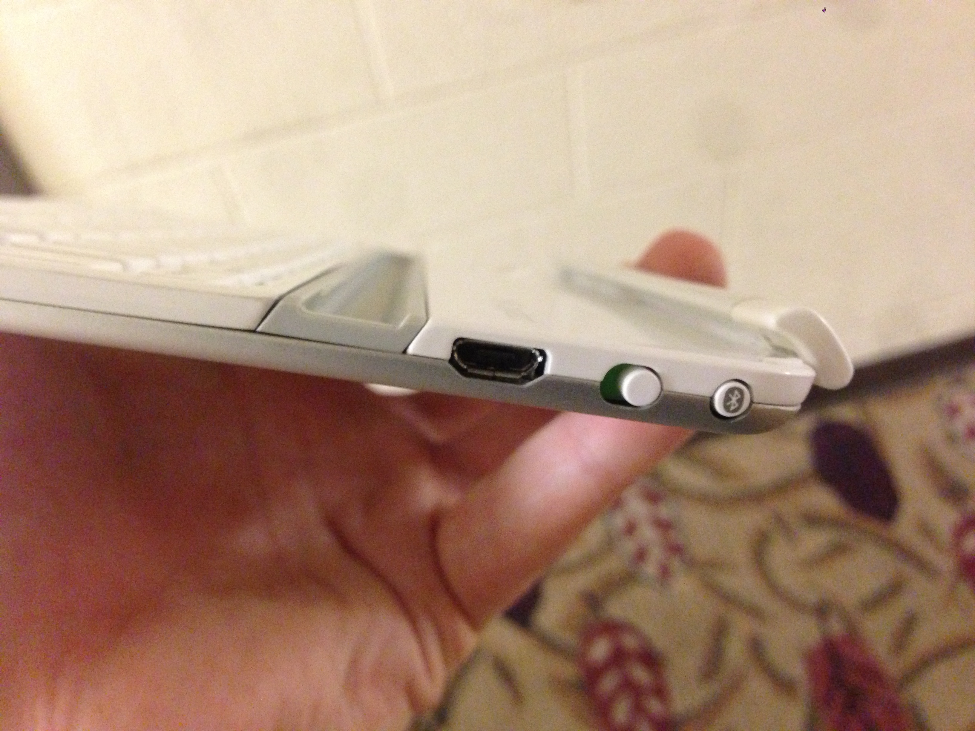 Review: Logitech's Ultrathin Keyboard for iPad mini is like a Smart ...