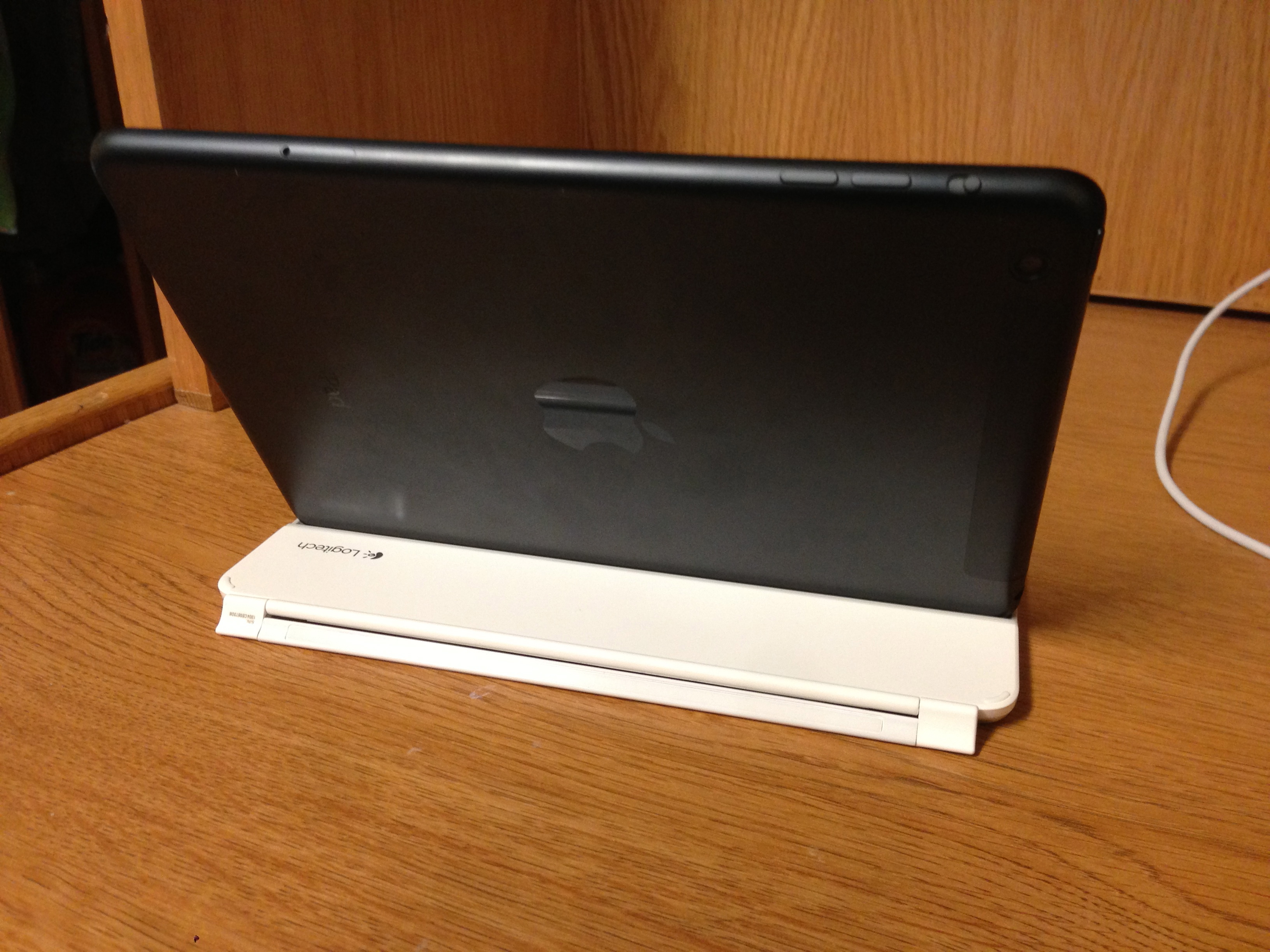 Review: Logitech's Ultrathin Keyboard for iPad mini is like a Smart ...