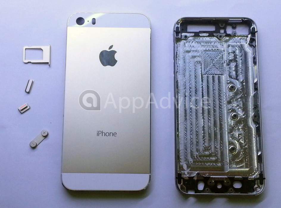 Gold/Champagne iPhone 5S shell compared to white and black iPhones ...