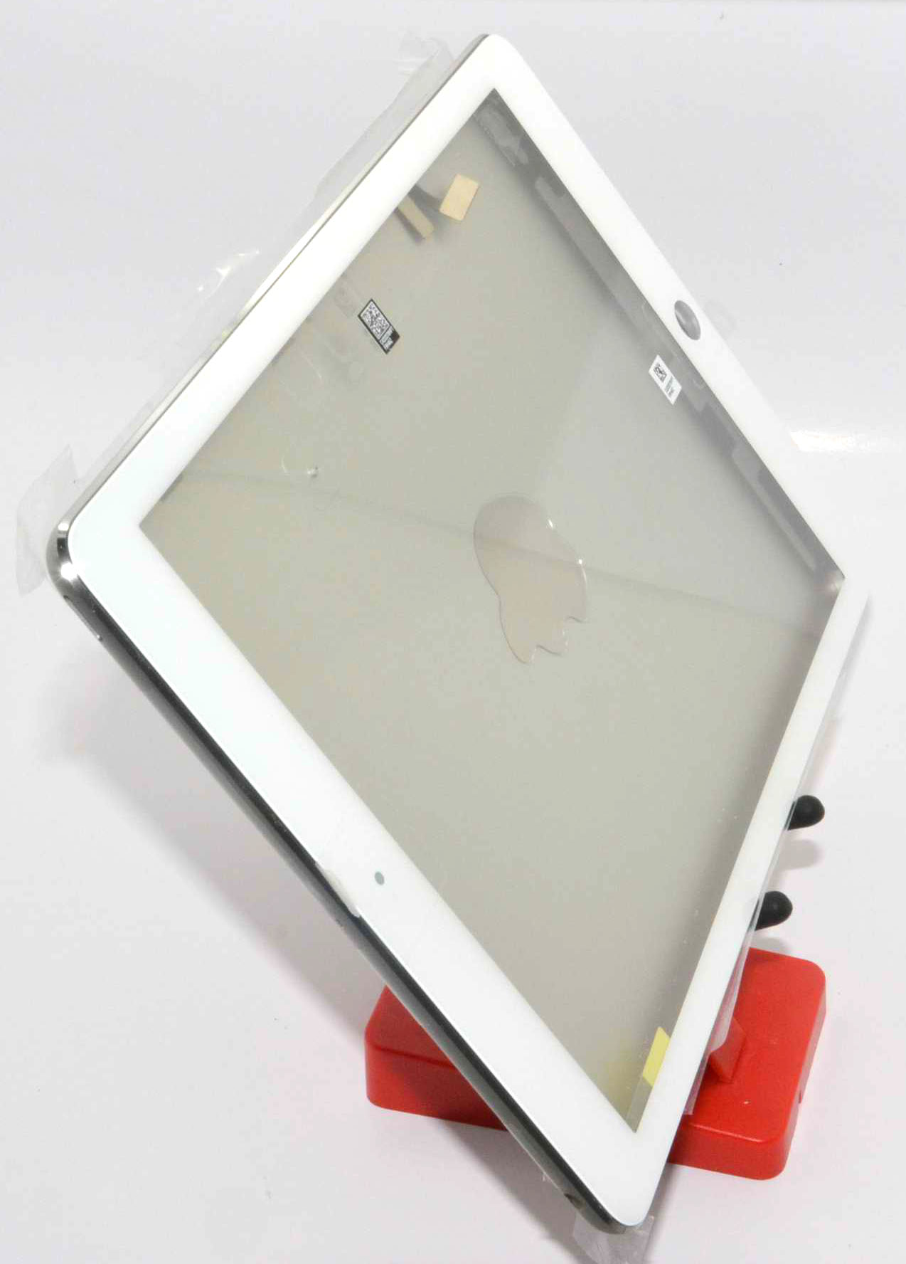 Parts leaker puts iPad 5 front panel on iPad 5 back, 1% of the way to ...