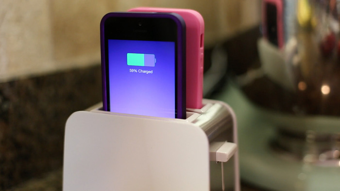'Toaster' dual-iPhone charging dock appears on Kickstarter - 9to5Mac