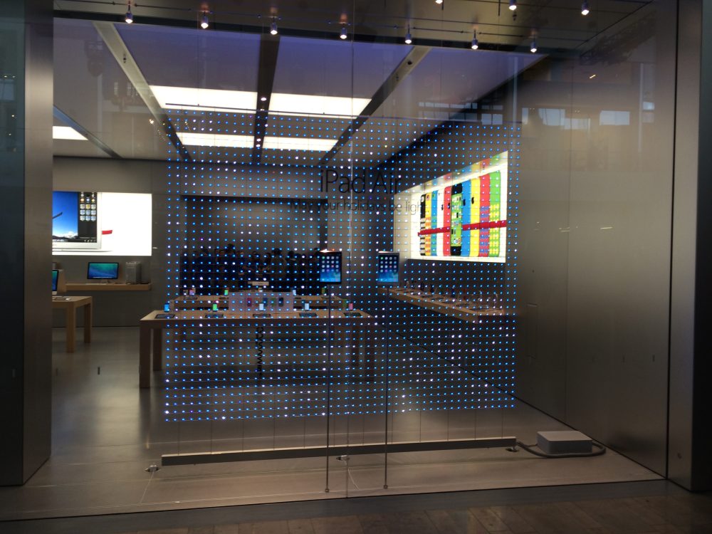 Apple Stores to celebrate holidays with magical front window display ...