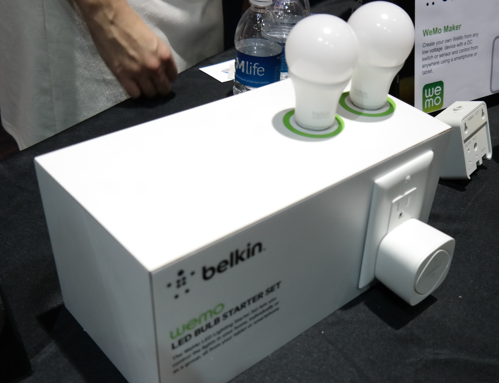 CES 2014: Belkin shows off app controlled WeMo lightbulbs, Crock-Pot ...