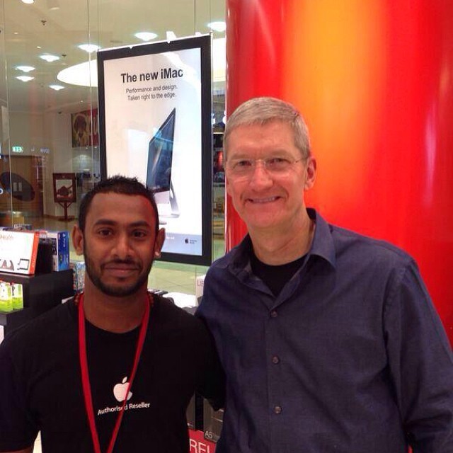 Tim Cook visits with UAE Prime Minister then visits local electronics ...