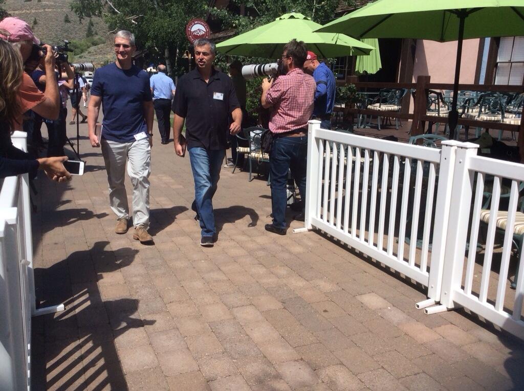 Tim Cook and Eddy Cue once again appear at Sun Valley media conference ...