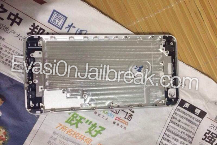 New photos claim to show 5.5-inch 'iPhone 6L' shell compared to smaller ...