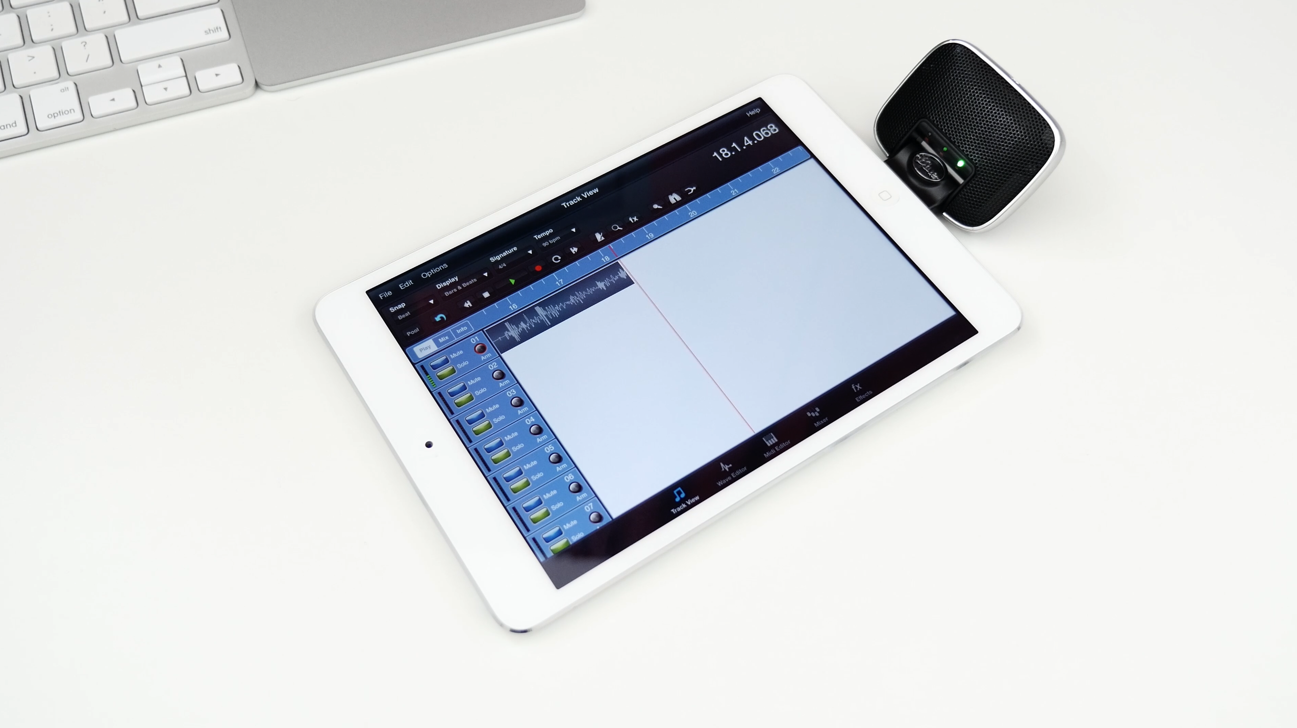 Review: Blue's Mikey Digital now has Lightning support, but is it worth ...