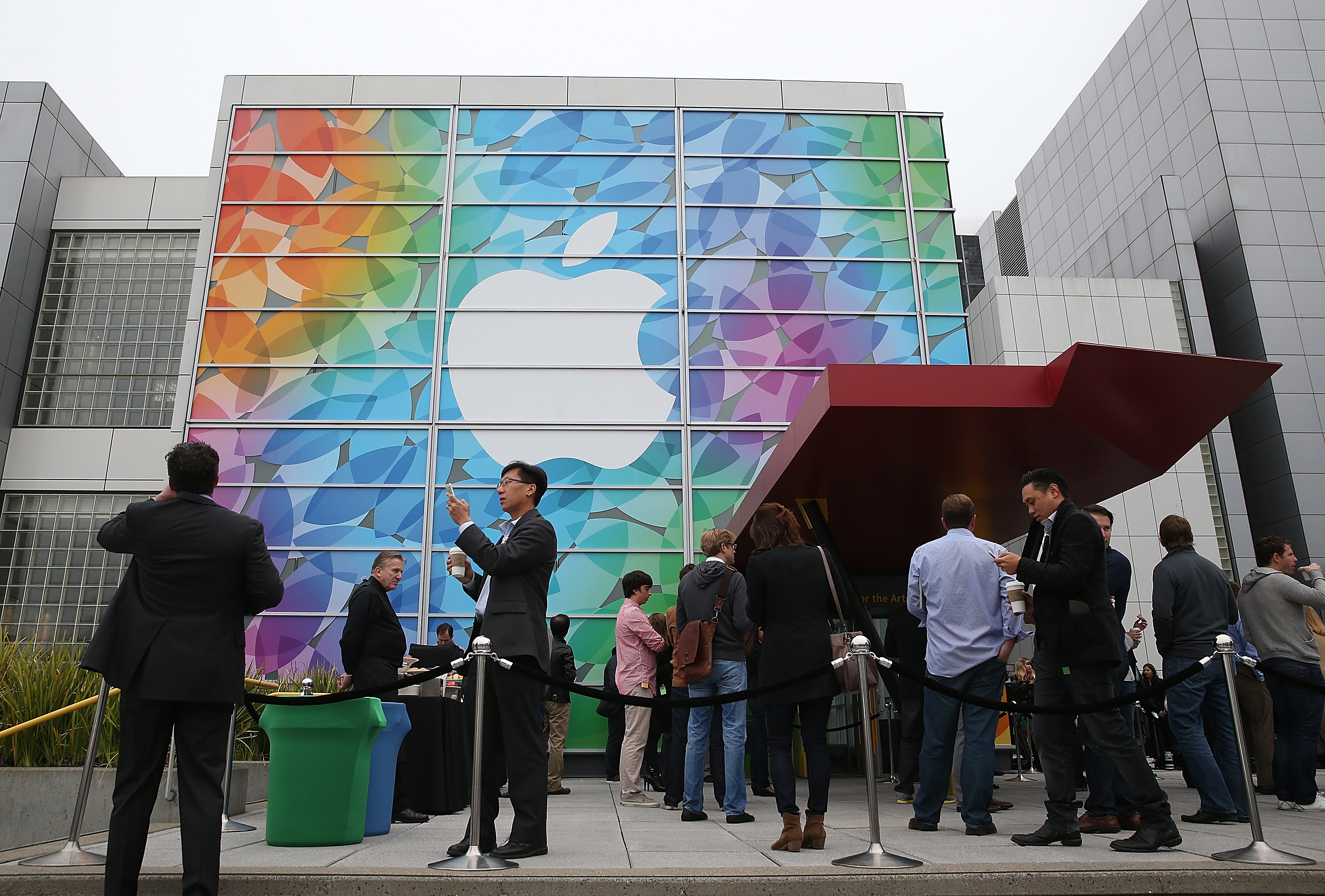 Part 1) Apple Events and Shredded White Booklets - 9to5Mac