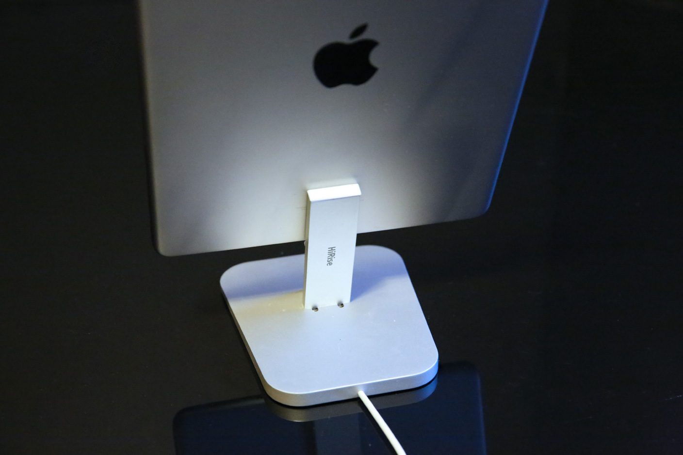 9to5 Guide: The best iPad stands, docks, and cases with built-in stands ...
