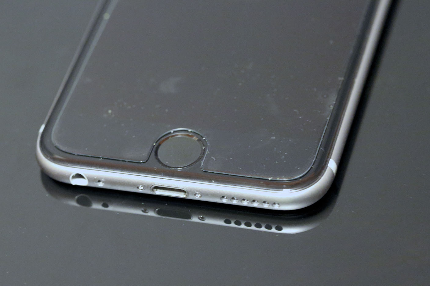 Review: Tylt's Alin Glass and Tech21's Impact Shield make fancy screen ...