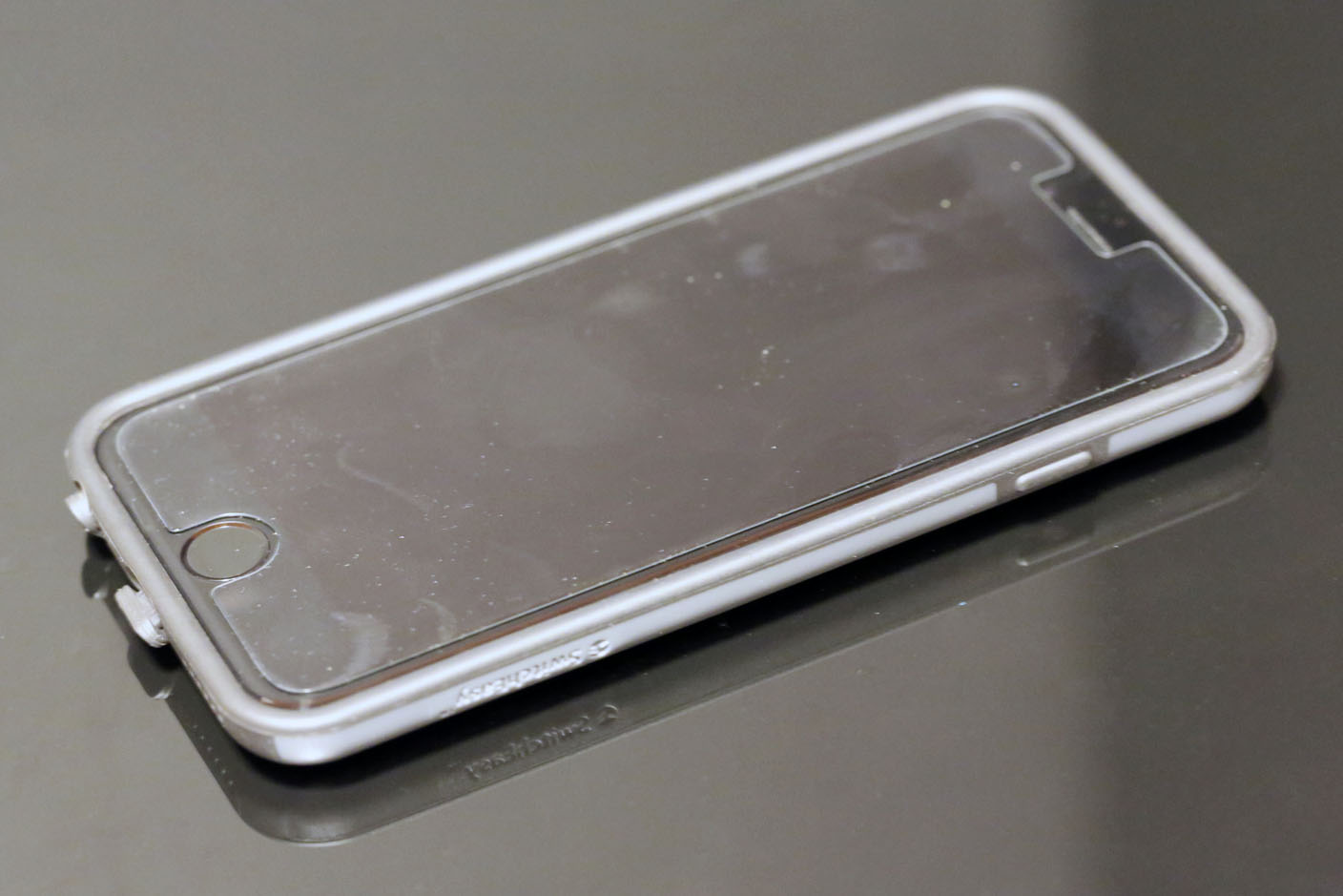 Review: Tylt's Alin Glass and Tech21's Impact Shield make fancy screen ...