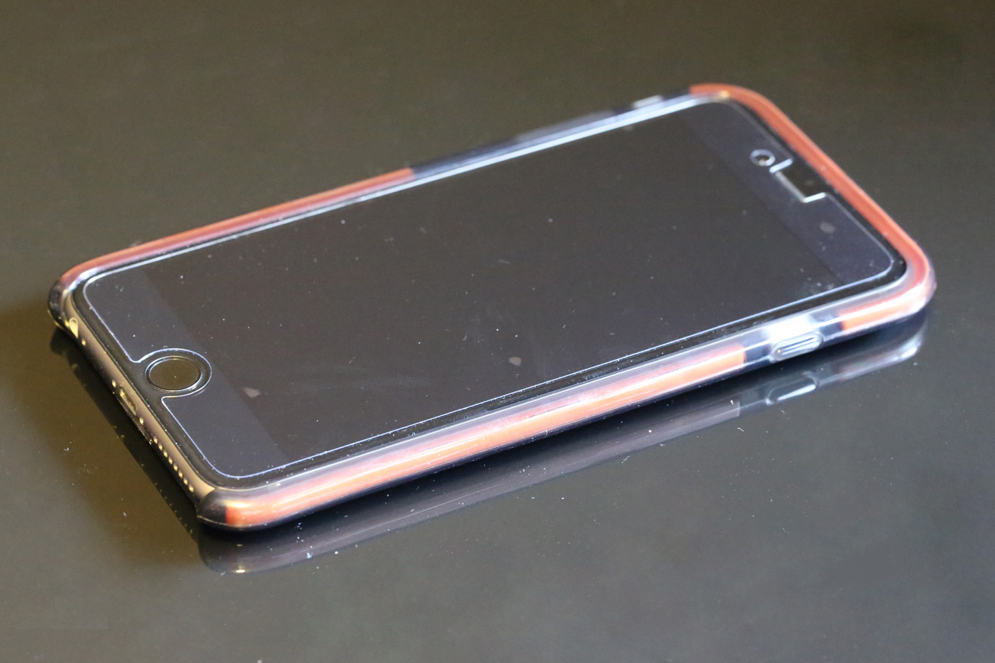 Review: Twelve South's BookBook is the best iPhone 6 / Plus flip case ...