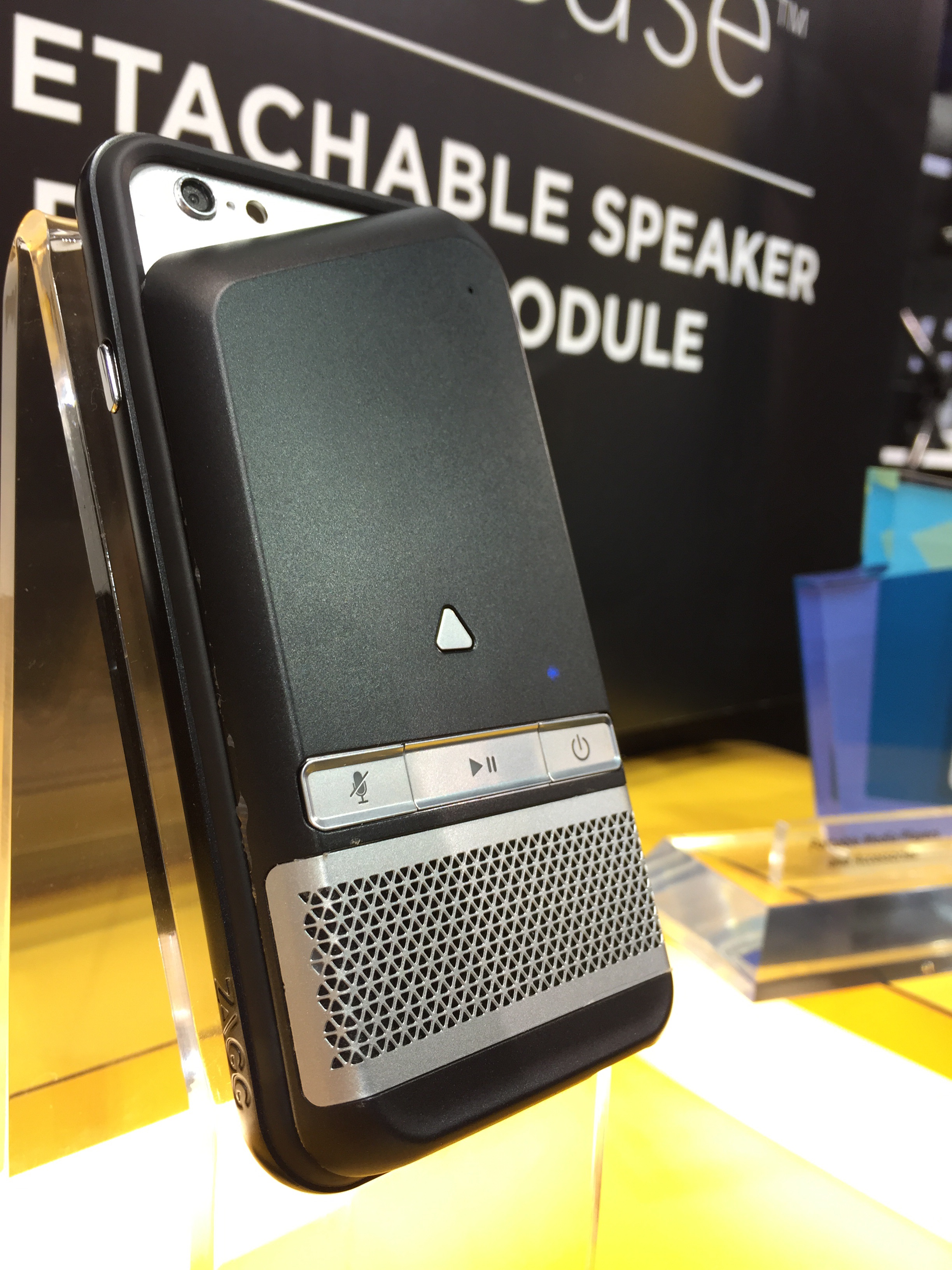 Zagg announces iPhone 6 Speaker Case w/ detachable Bluetooth speaker ...