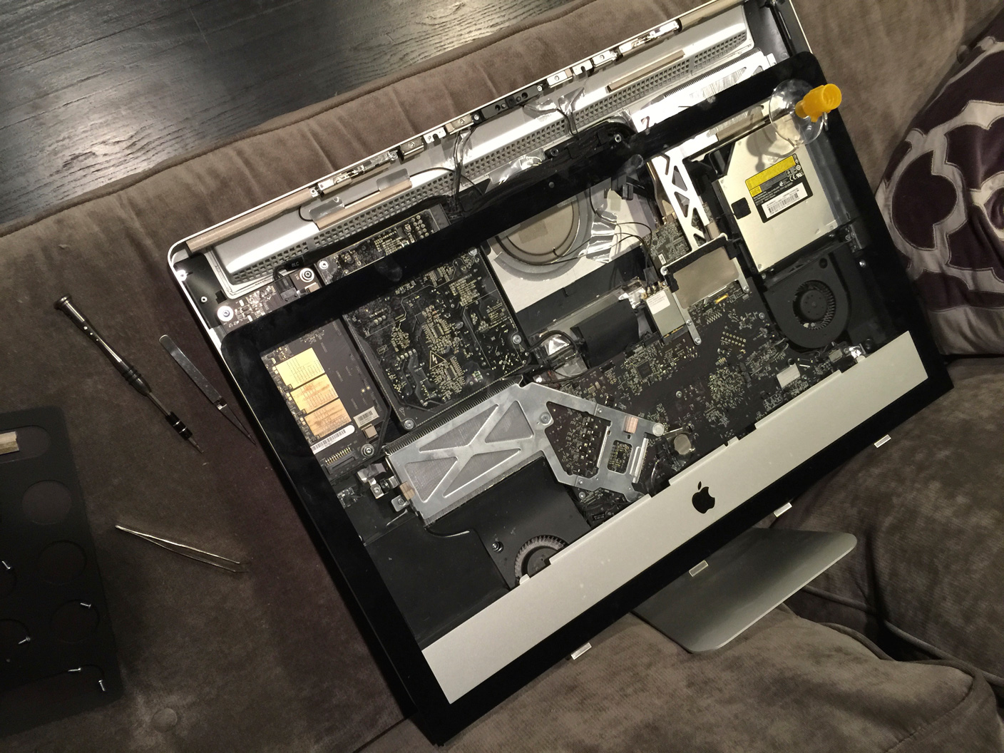 How-To: Now's the right time to swap your old iMac's hard drive for a ...