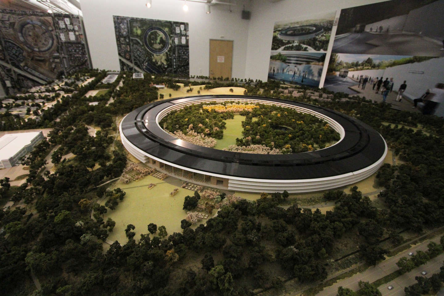 Apple provides 'sneak peek' of its new campus as construction continues ...