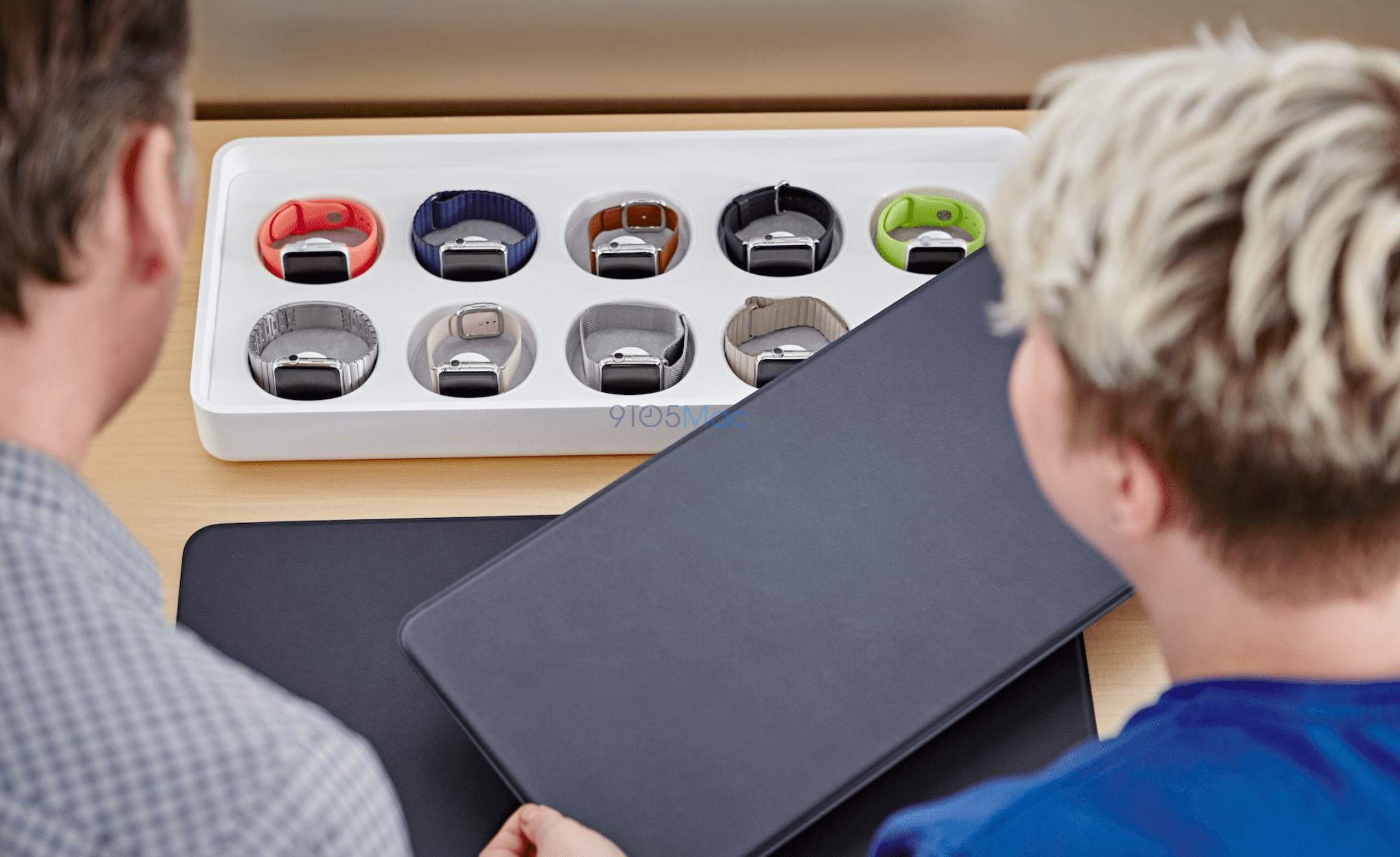 Apple Store revamp for Apple Watch revealed: 'magical' display tables ...