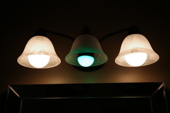 Review: Misfit's Bolt LED bulb promises iPhone and wearable control of ...