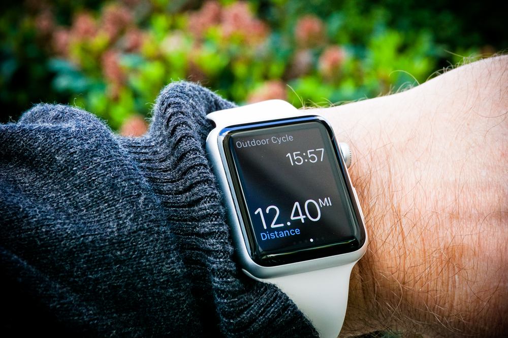 DisplayMate: Apple Watch has 'excellent' display, but Ion-X glass bests ...