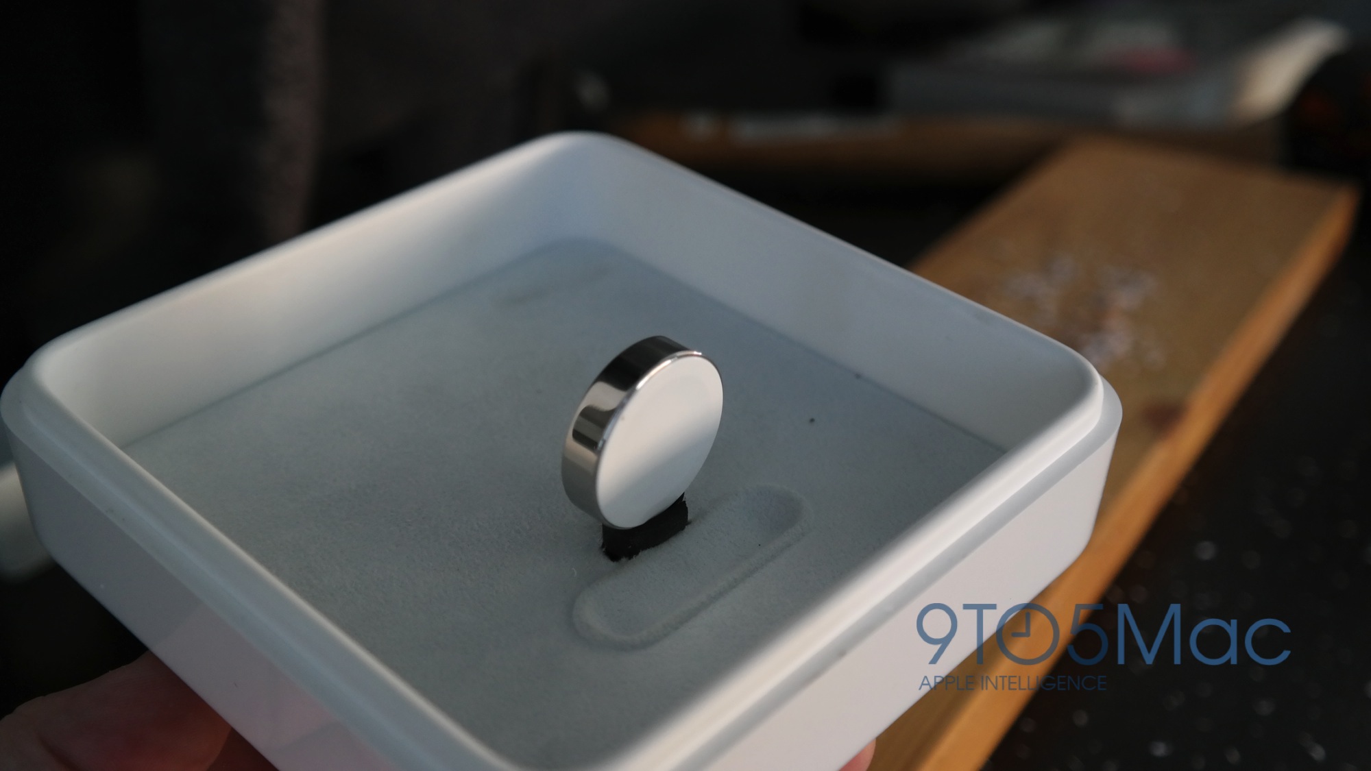 How to modify your Apple Watch box into an Edition-style charging case ...