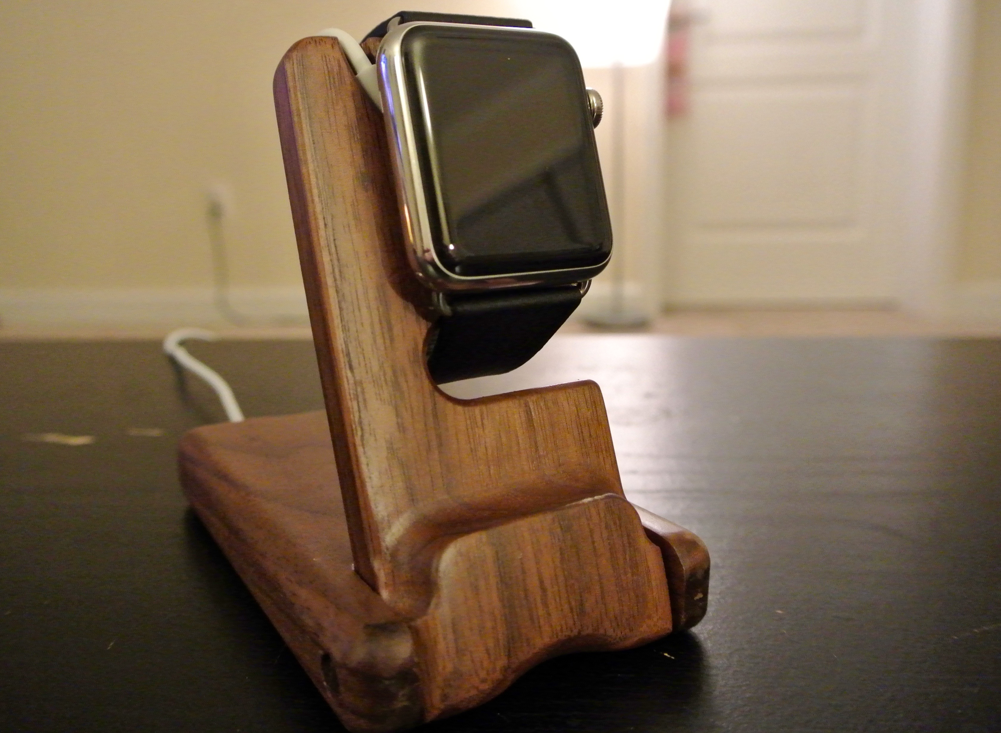 Review: Pad & Quill Timber Catchall and Luxury Pocket Stand raise the ...