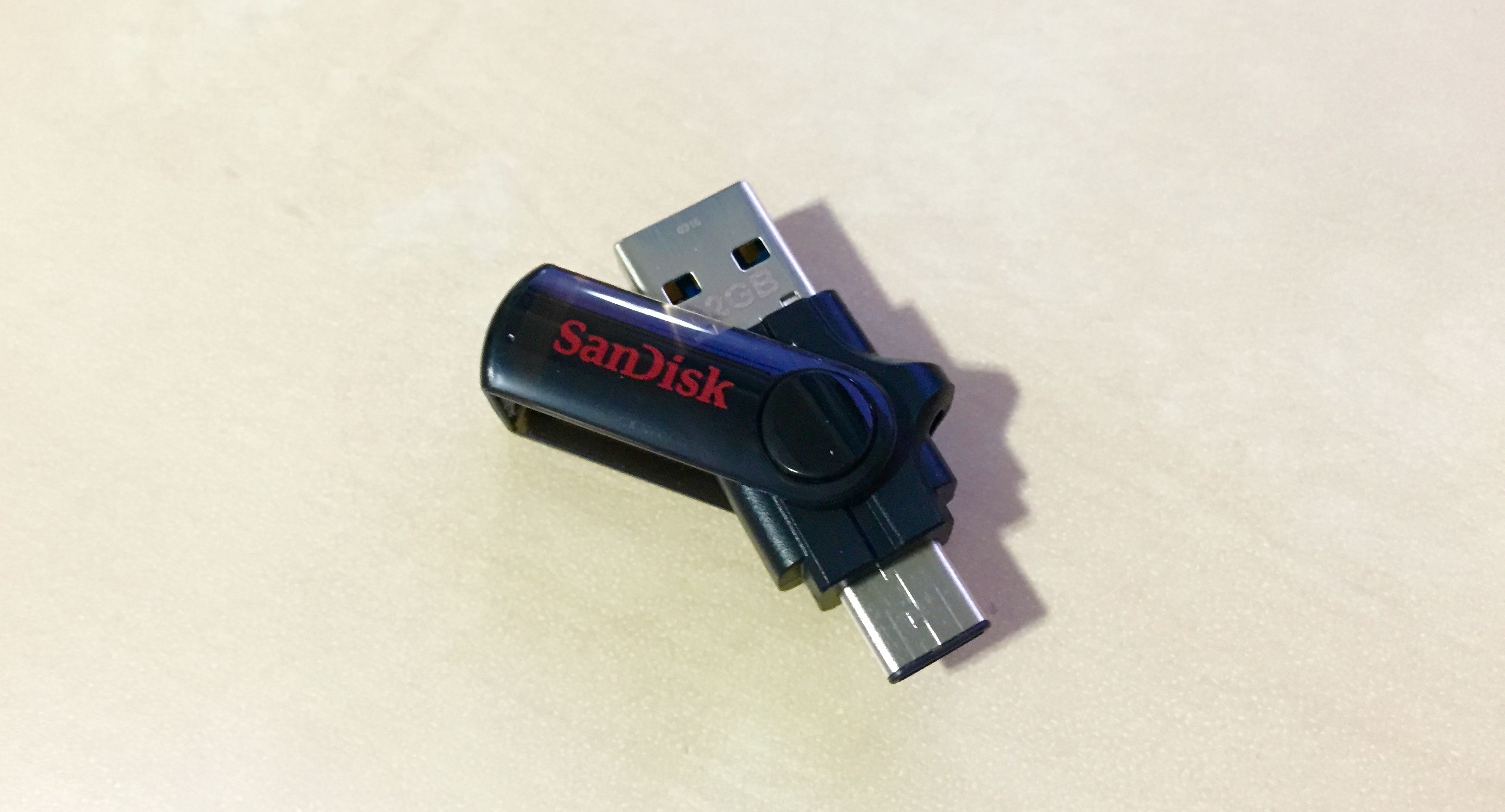 Review: SanDisk Dual USB Drive connects with the 12-inch MacBook's USB ...