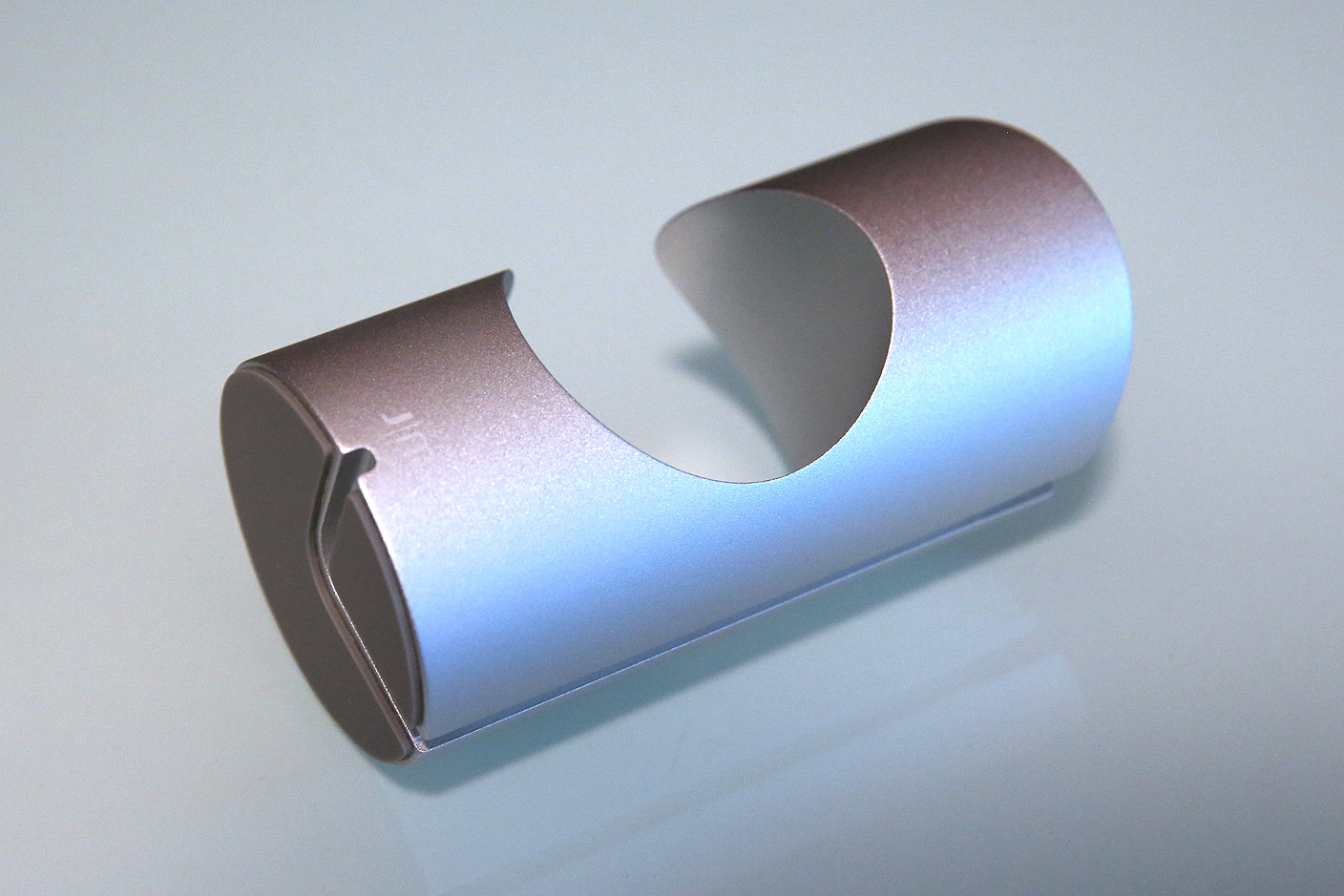 Review: Just Mobile's TimeStand is the $40 metal Apple Watch stand we ...