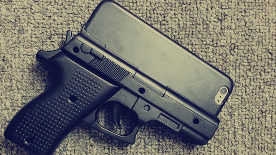 Officials, common sense warn against the use of gun-shaped iPhone cases ...