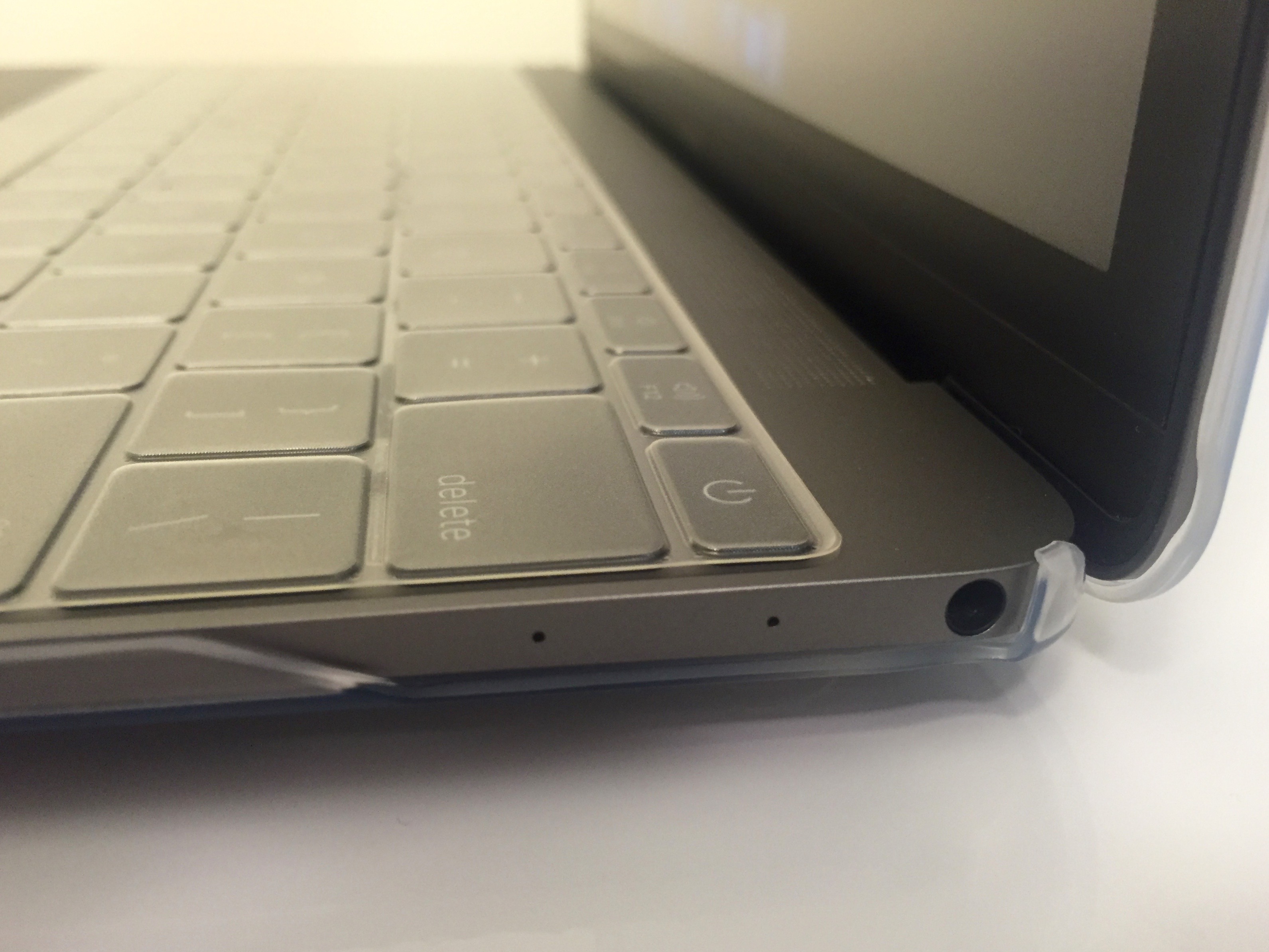 Review: Moshi's iGlaze, iVisor, ClearGuard & Muse enhance & protect the ...