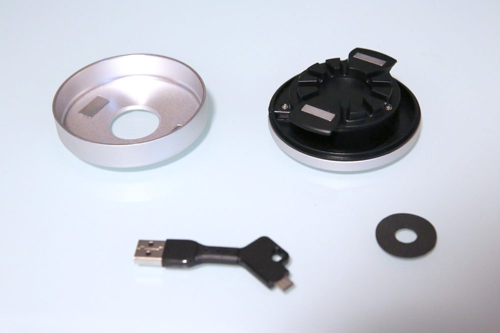 Review: Nomad's battery-powered Pod keeps your Apple Watch ticking all ...