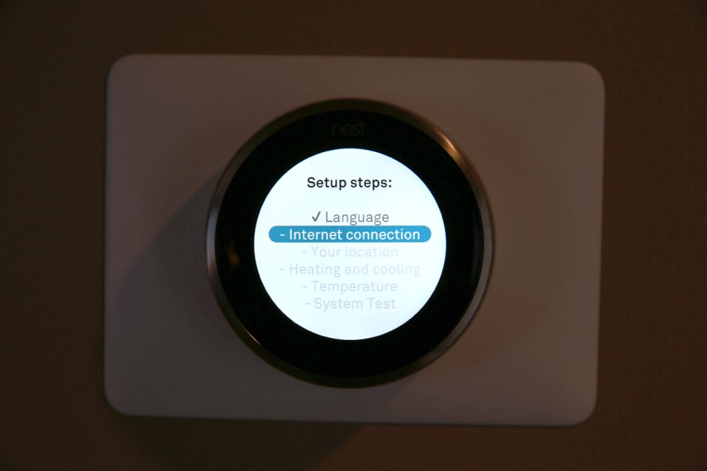 Review: Nest's 3rd Gen Learning Thermostat adds a better screen + wall ...