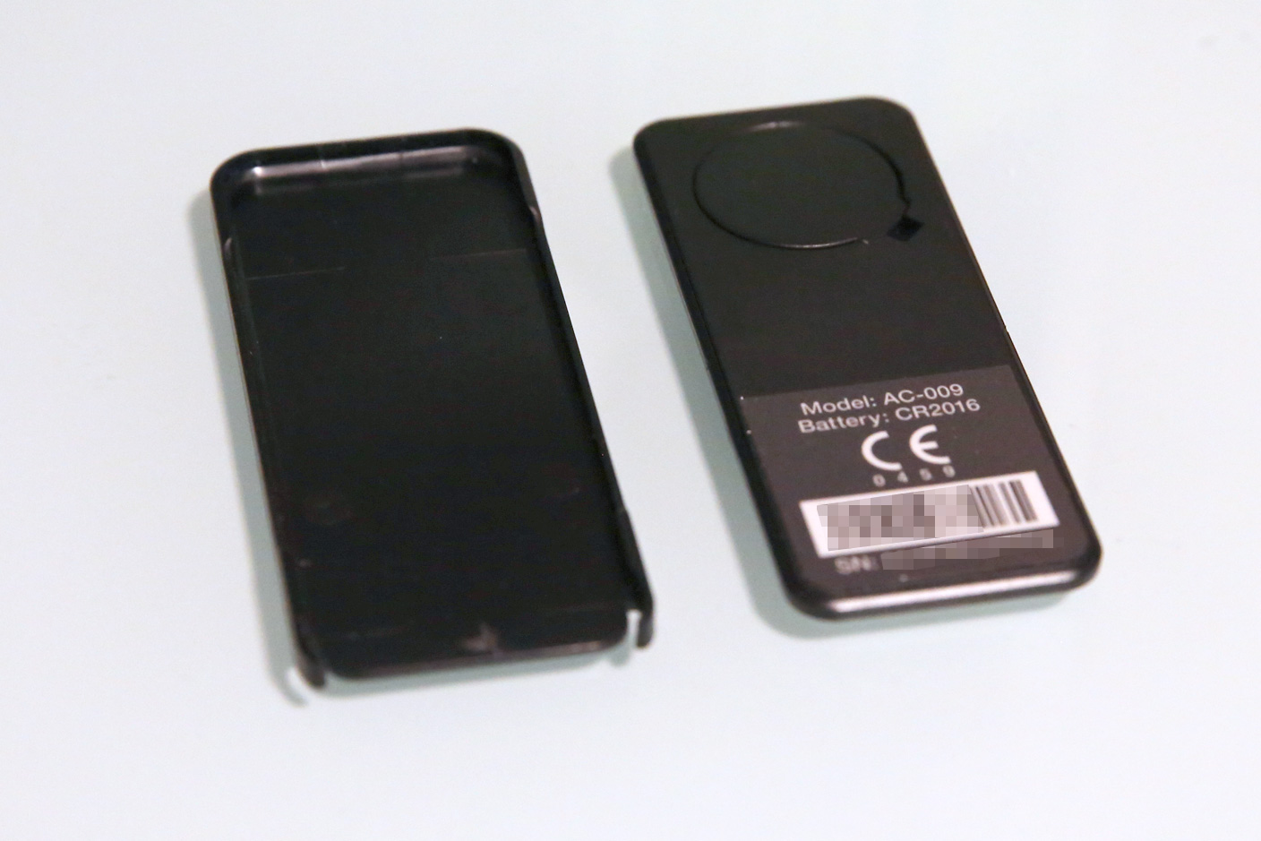 Review: AliveCor Mobile ECG lets an iPhone monitor your heartbeat ...