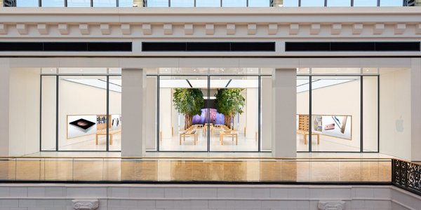 Apple's giant flagship Dubai & Abu Dhabi stores in UAE officially open ...