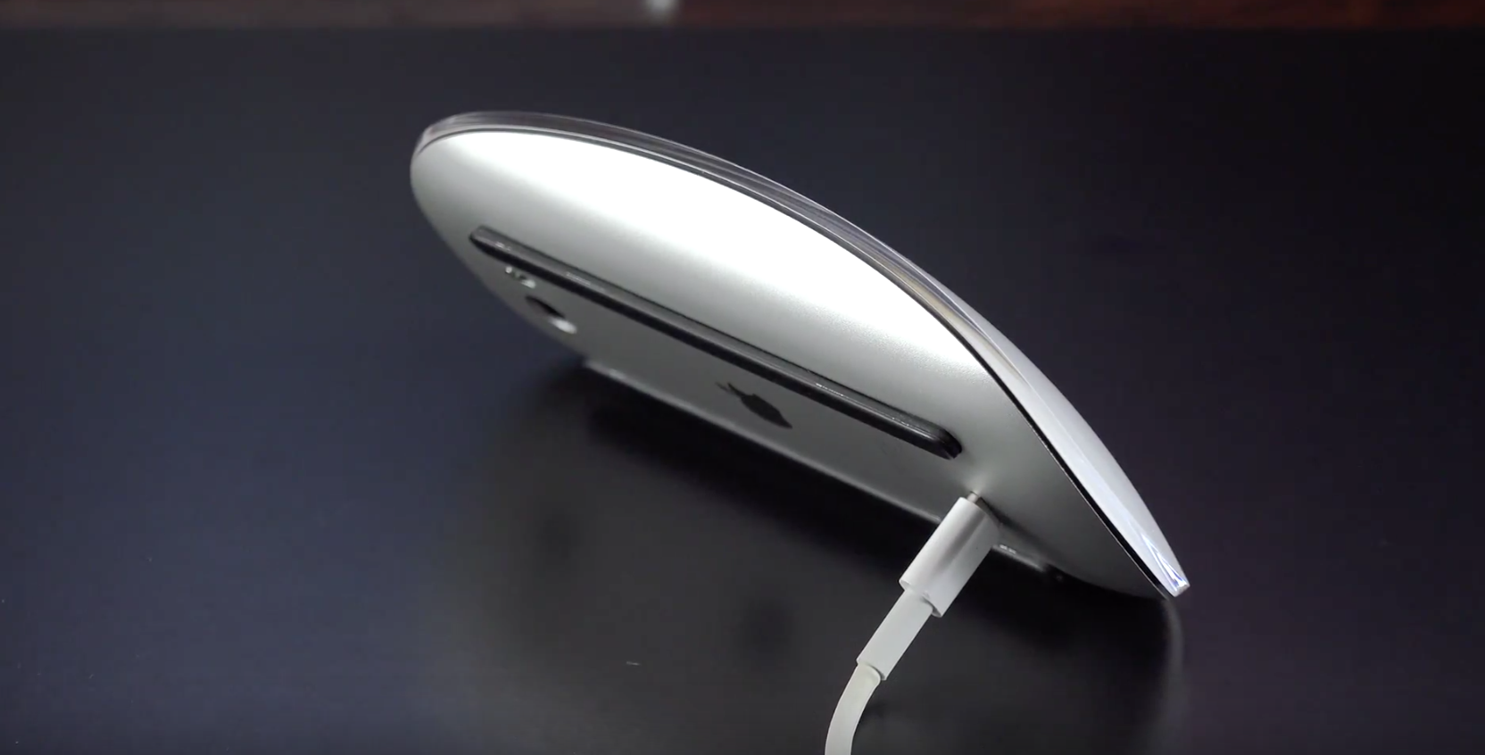 Video: Apple's Lightning-equipped Magic Mouse 2 gets unboxed and ...