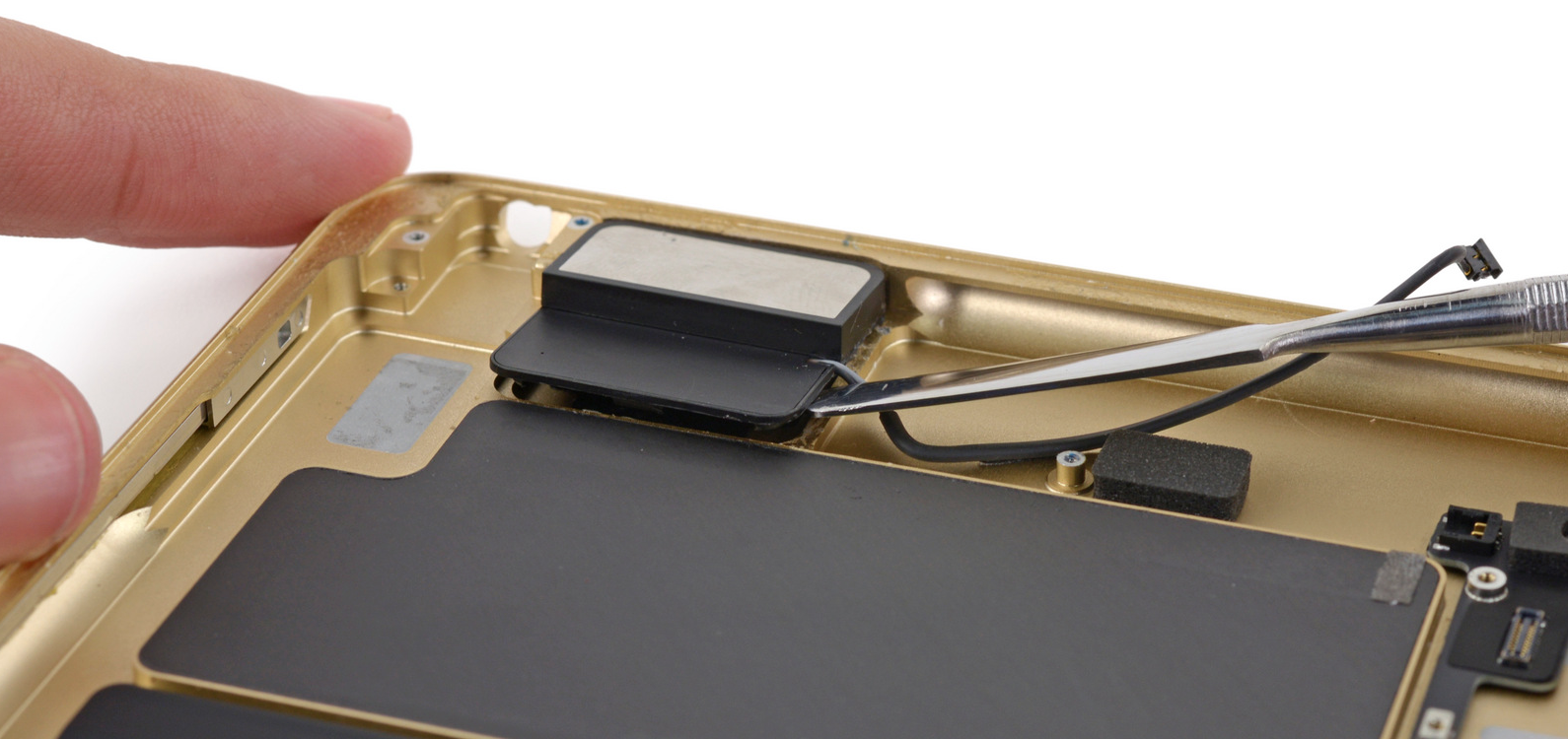 iPad Pro teardown shows tweaks to internals in Apple's new larger ...