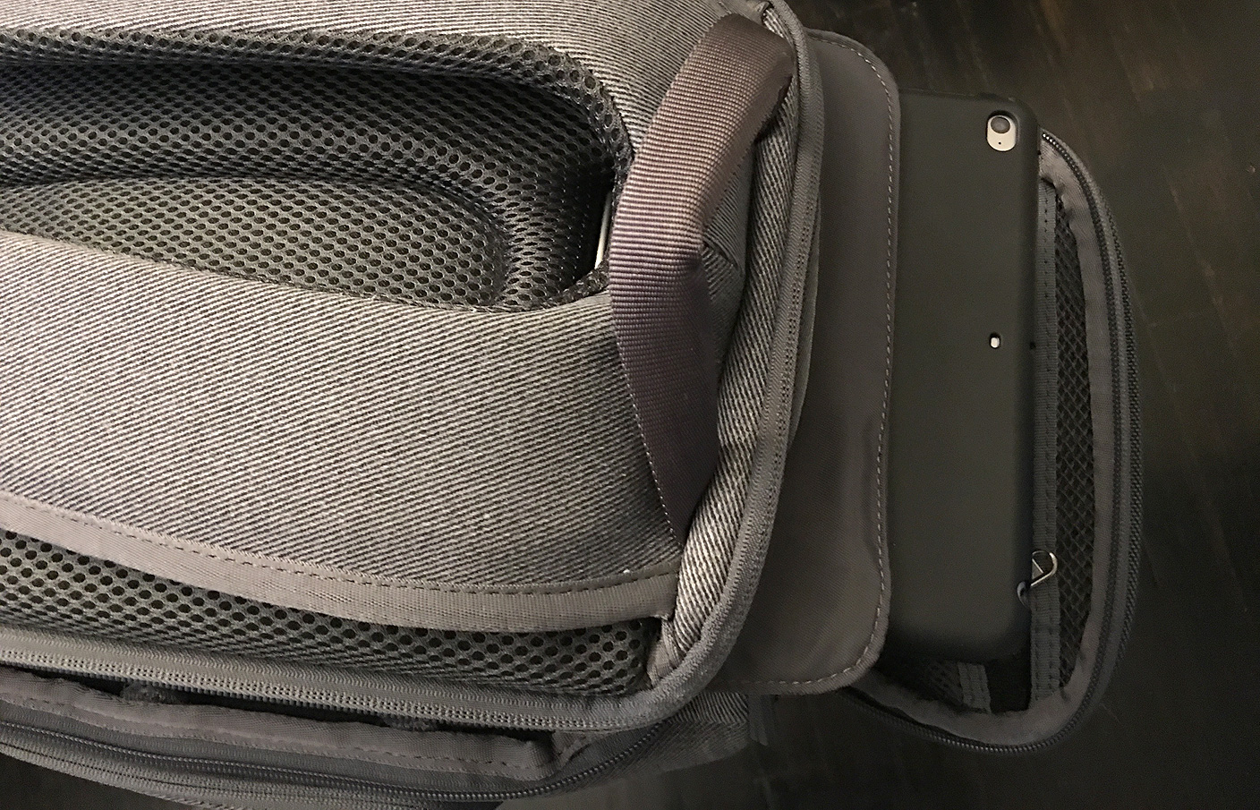 Review: Booq's Slimpack gives DSLR-toting MacBook users another all-in ...