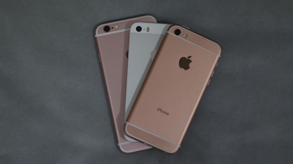 You can already buy an iPhone SE (knock off) at China's Shenzhen market ...