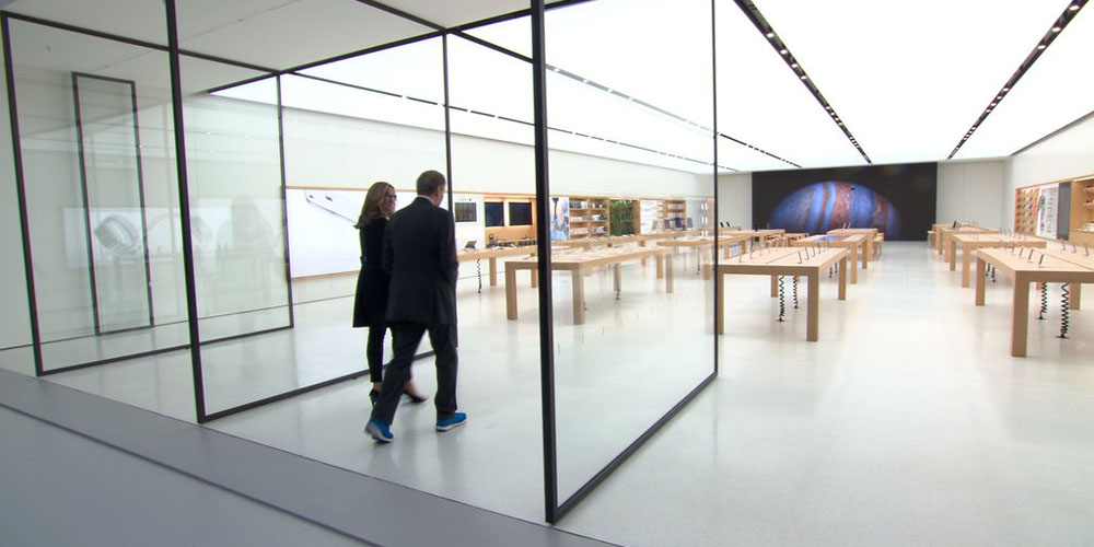 Those giant displays in the new Ive-designed Apple Stores reportedly ...