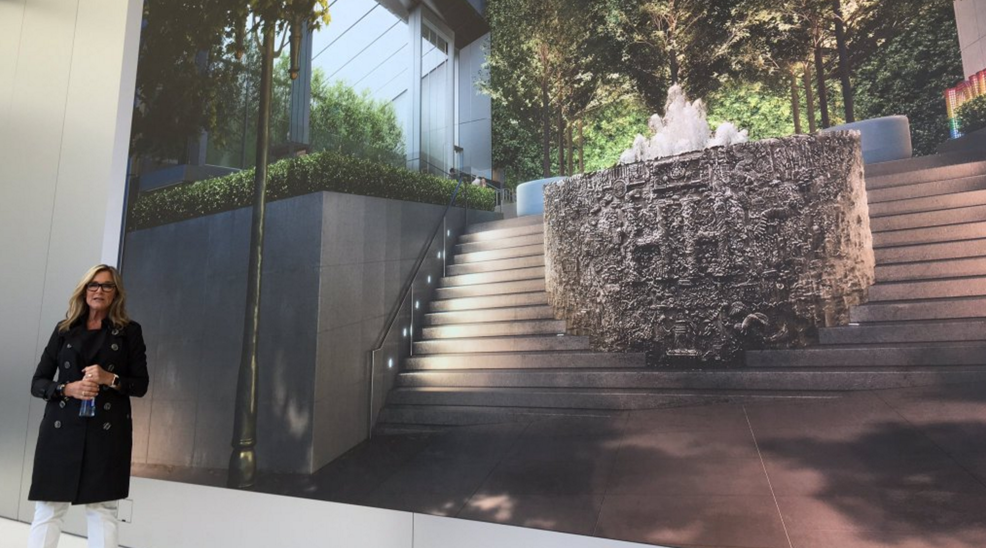 Apple previews San Fran Union Square store w/ revamped design & ‘Genius ...