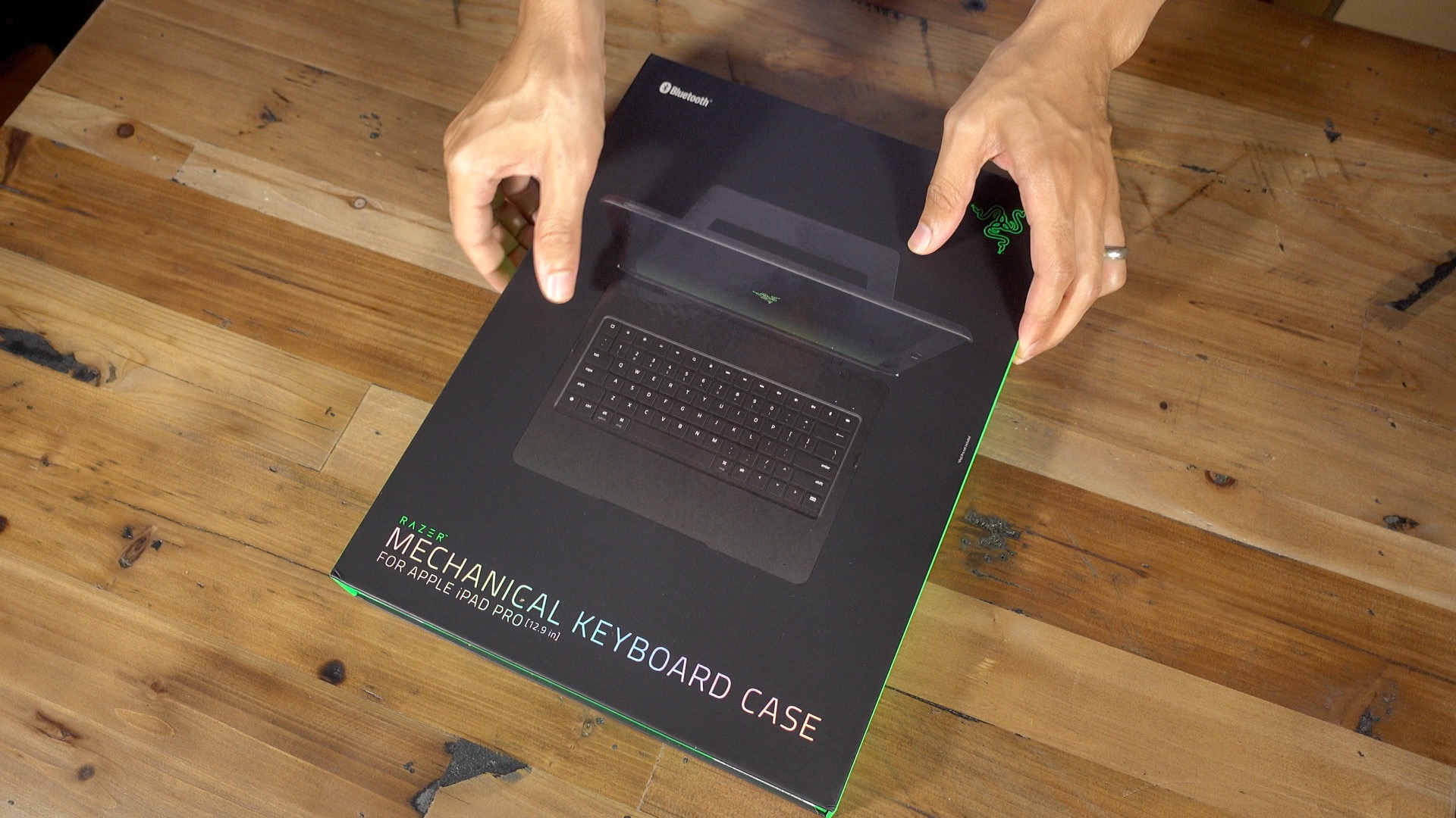 Review: Razer Mechanical Keyboard Case for 12.9" iPad Pro - a great ...