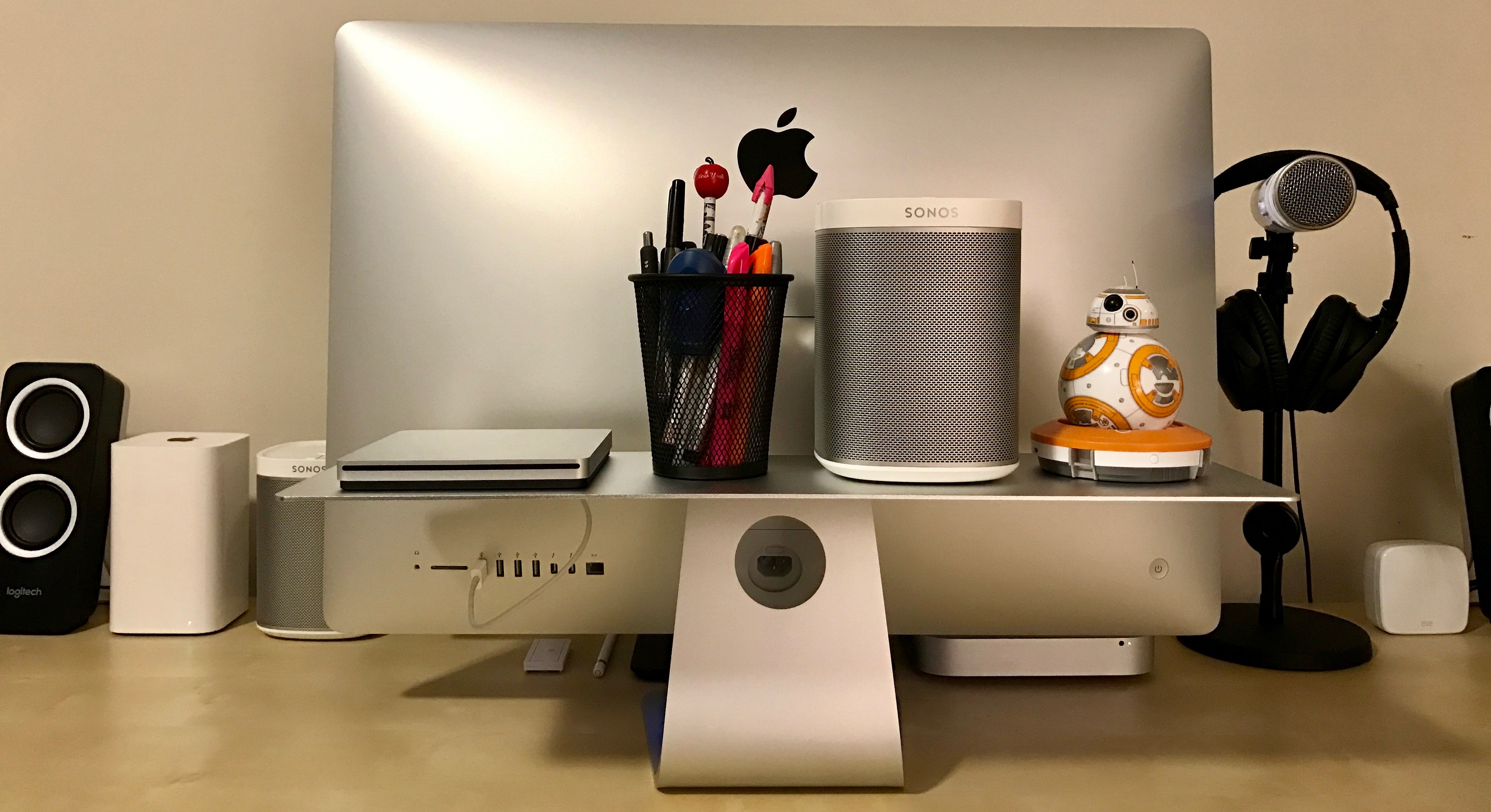 Review: Float Shelf is an aluminum-matching iMac stand for decluttering ...