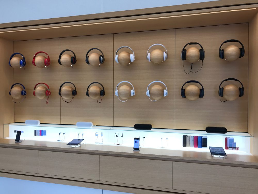 Here's what you can buy at Apple's special campus store in Cupertino ...