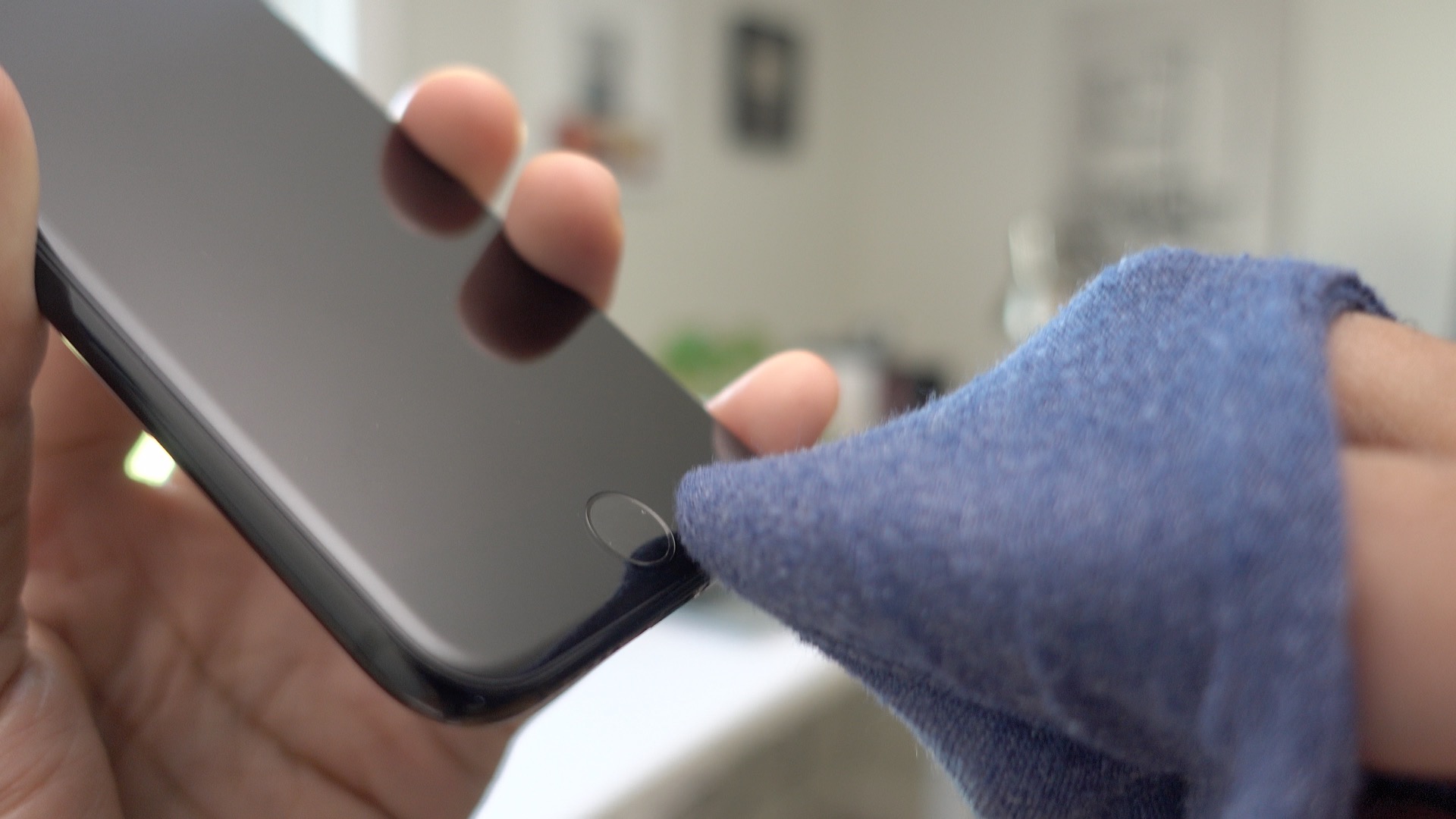 Comment: I've grown to love the new Home button on the iPhone 7 [Video ...